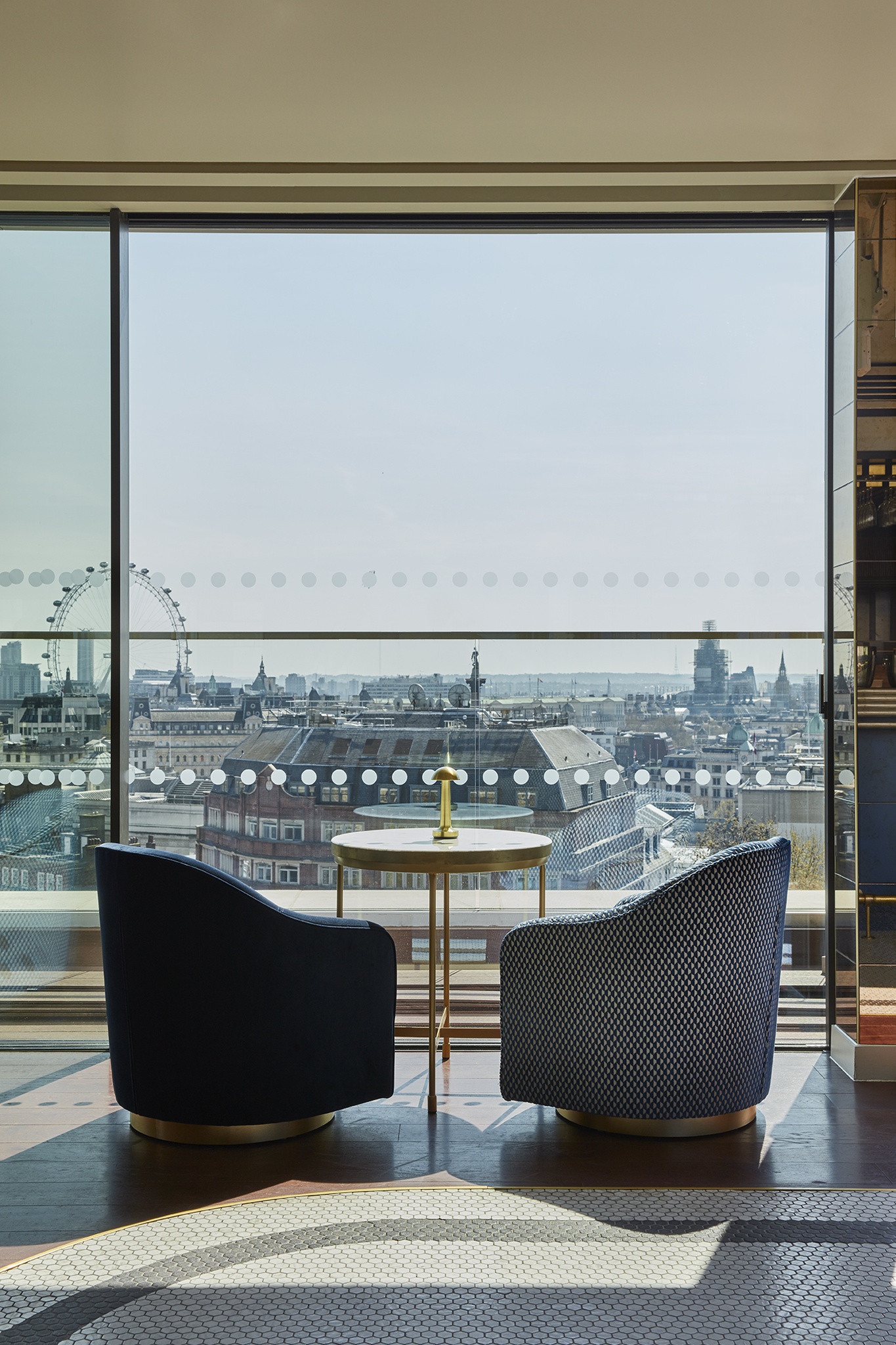 About Us – Discover the Iconic 1 Leicester Square Rooftop