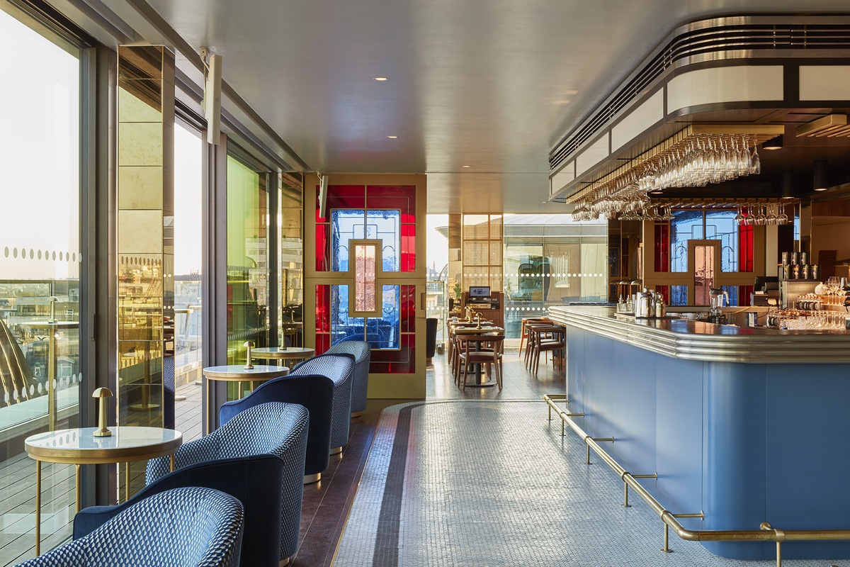 About Us – Discover the Iconic 1 Leicester Square Rooftop